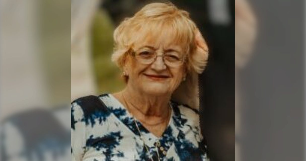 Elaine Tuttle - CR Lyons & Sons Funeral Directors